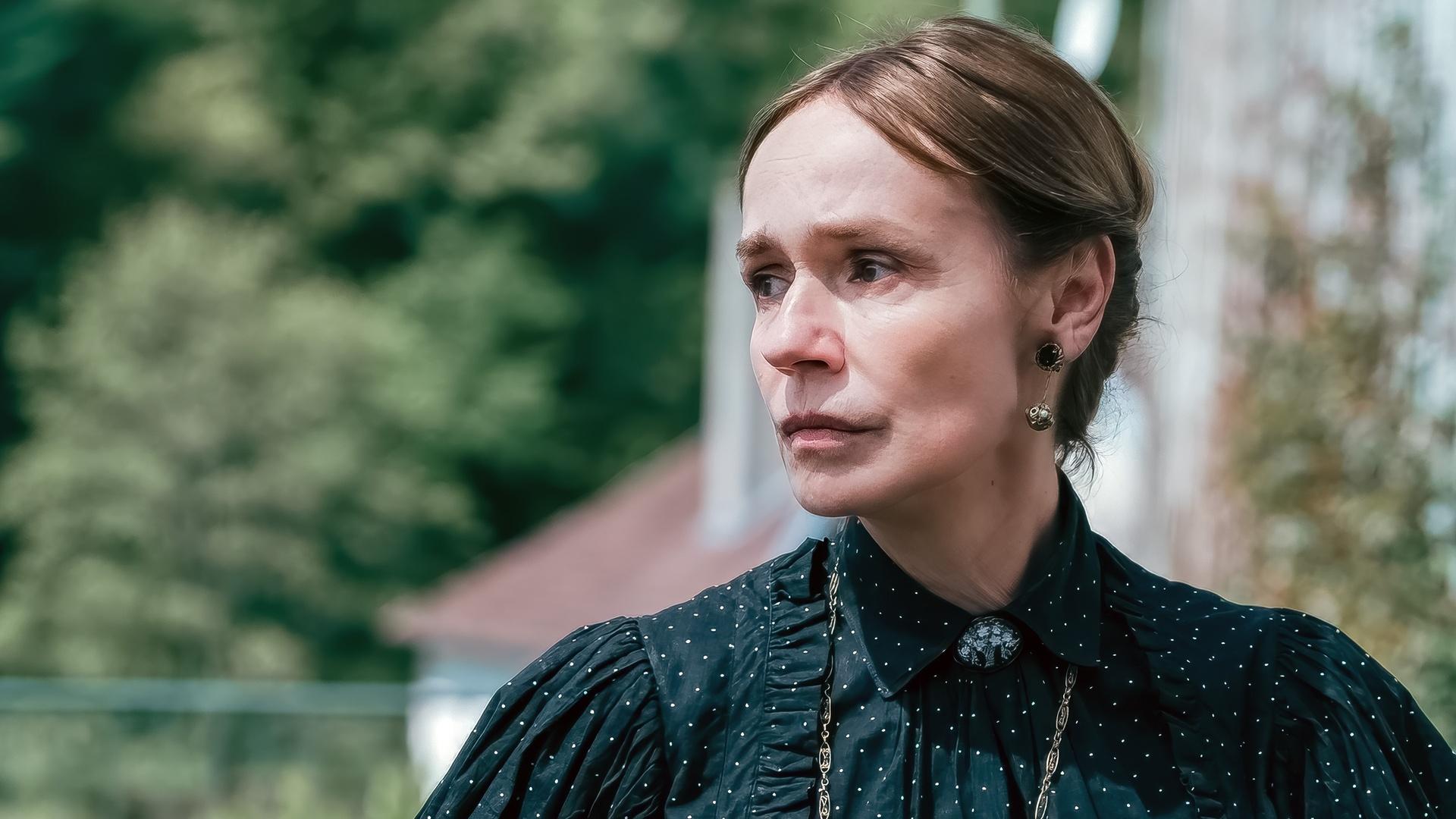 Episode 8 | Women at War | WLIW