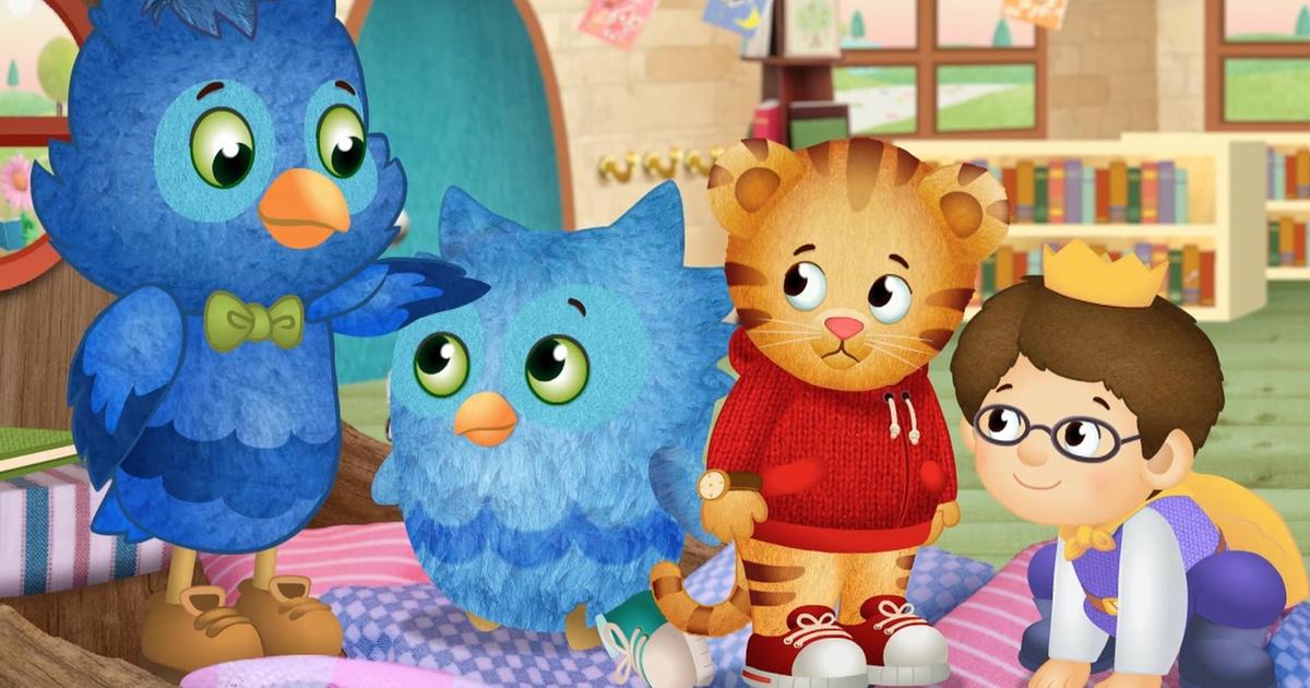 Daniel Tiger's Neighborhood | Storytime at the Library (Spanish) | PBS