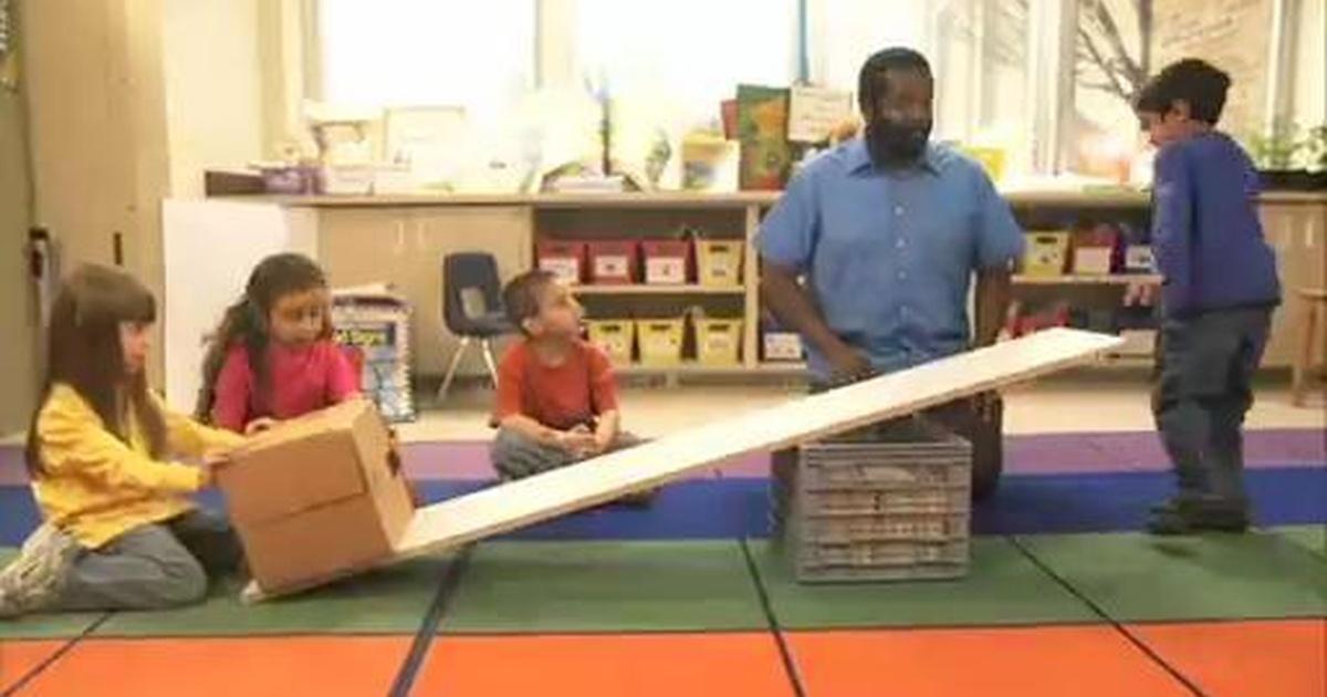 Sid the Science Kid | Lever Investigation | Season 1 | Episode 23 | PBS