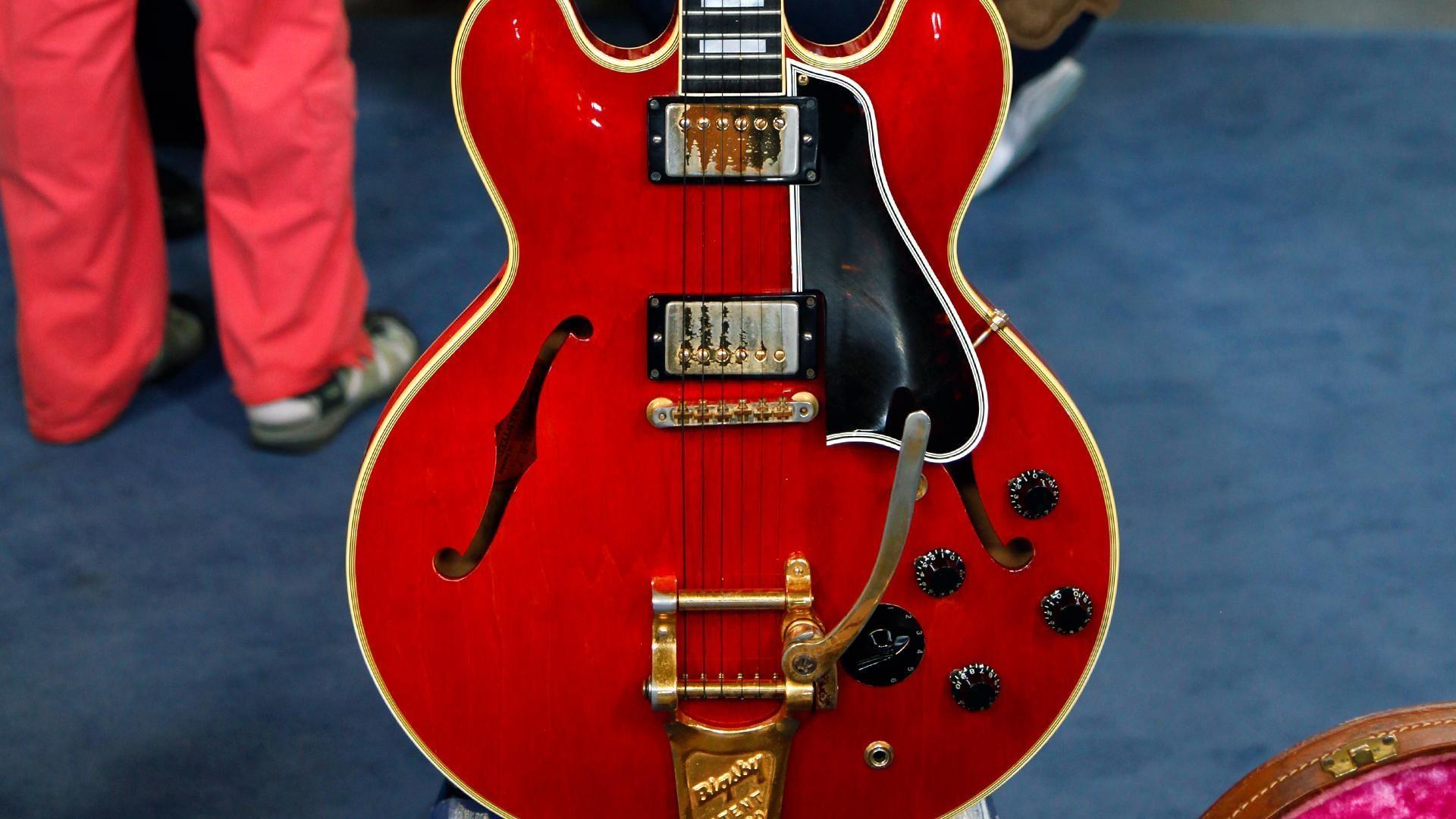 Appraisal: 1959 Gibson ES-355 Stereo Electric Guitar | Antiques ...