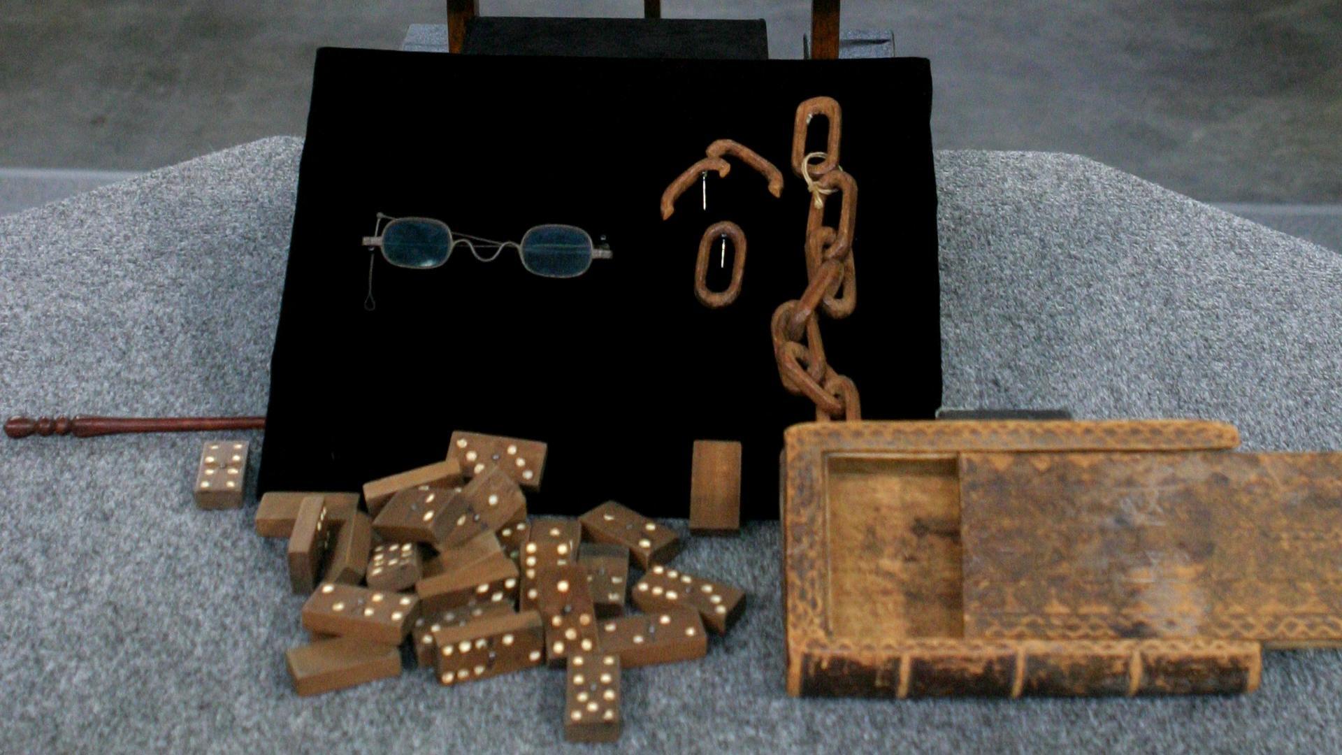 Appraisal: Normandie Documents, ca. 1940 | Antiques Roadshow | THIRTEEN ...