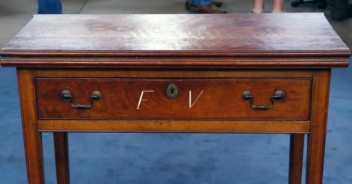 Antiques Roadshow | Appraisal: 1790 Federal Philadelphia Inlaid Card ...