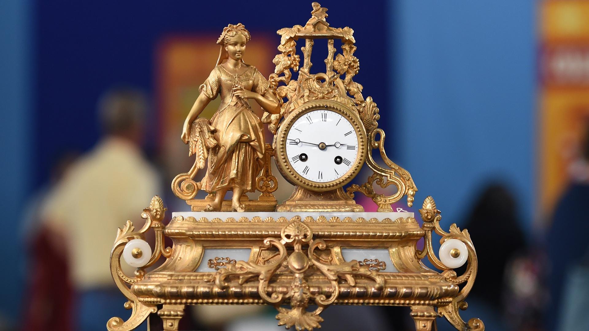 Appraisal: 19th-Century French Figural Clocks | Antiques Roadshow | THIRTEEN - New York Public Media