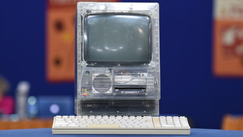 Antiques Roadshow - Appraisal: 1987 Translucent Mac SE - Twin Cities PBS