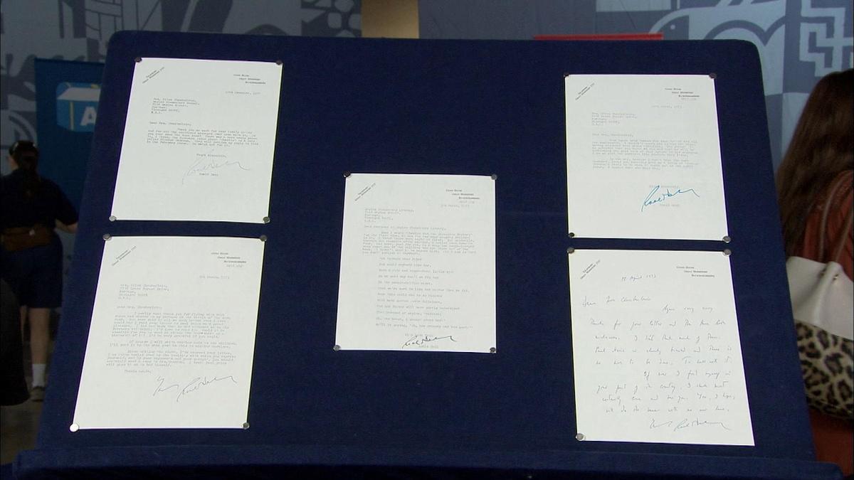Appraisal: 1973 Roald Dahl Letters & Poem | Antiques Roadshow | NJ PBS