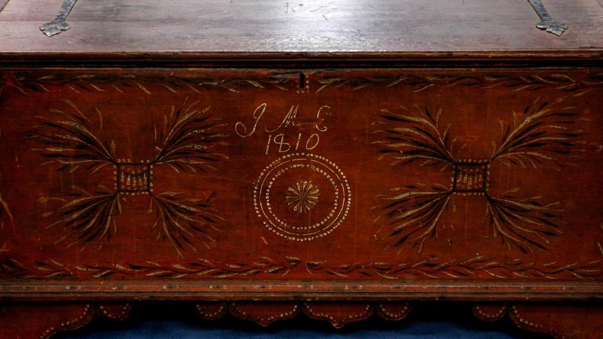 1810 Folk Art Painted Chest | Antiques Roadshow | THIRTEEN - New York ...