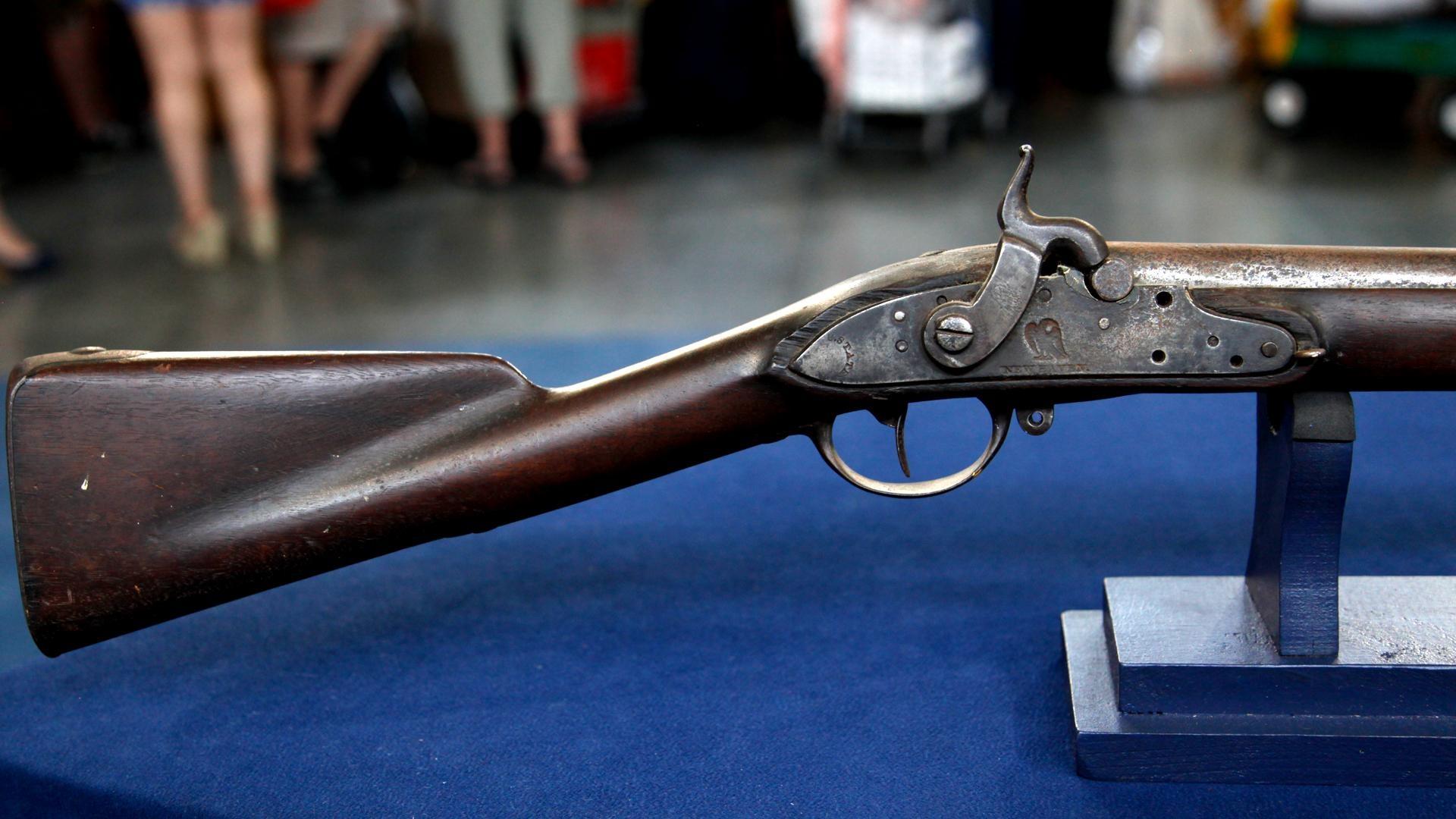 Appraisal: South Carolina Musket, ca. 1810 | Antiques Roadshow | ALL ARTS