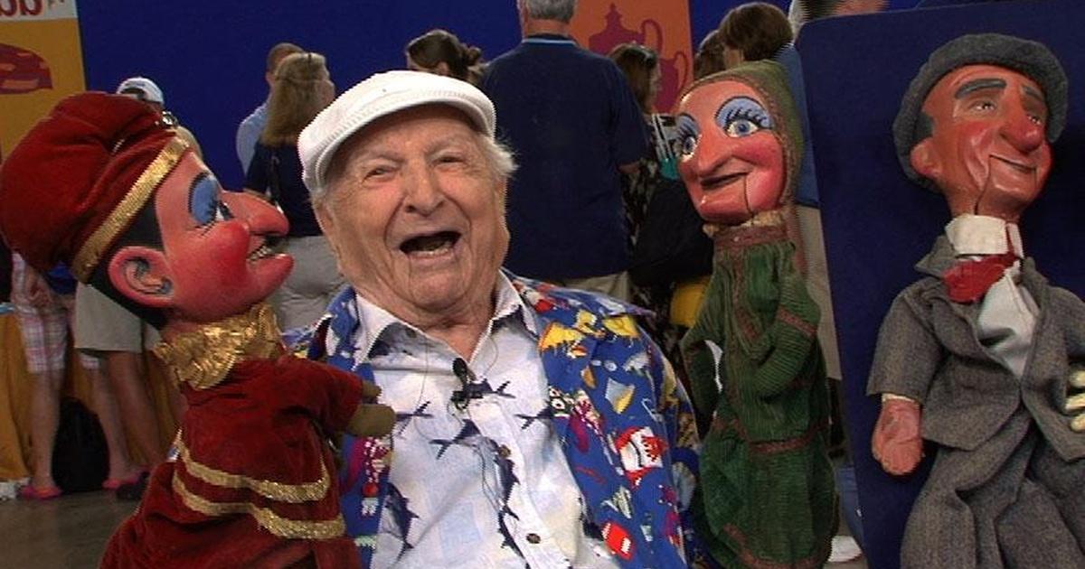 Owner Interview: Handmade Puppets | Antiques Roadshow | PBS