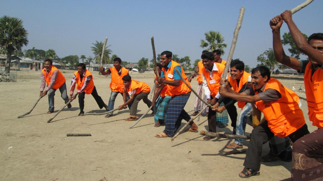 How the Village Tiger Response Team Scares a Tiger | Watch on PBS Wisconsin