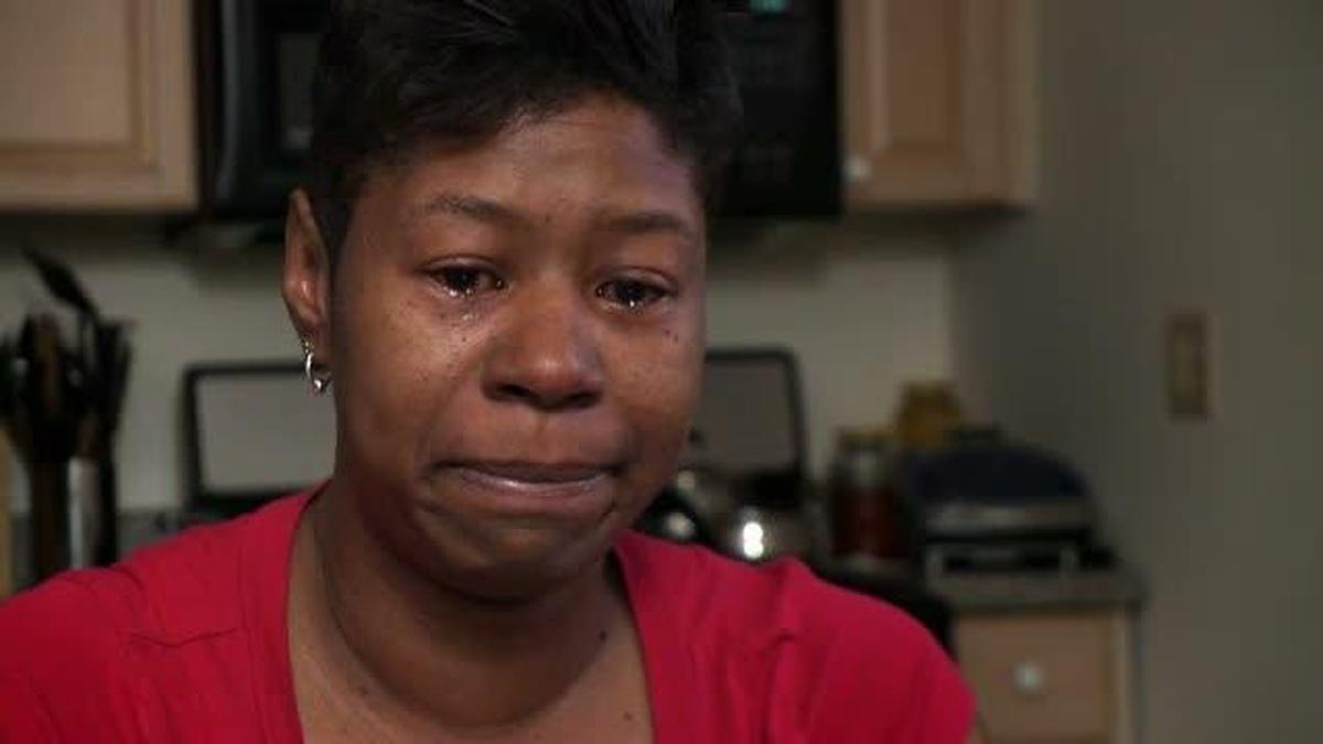 Grieving for Derrion Albert | FRONTLINE | THIRTEEN - New York Public Media