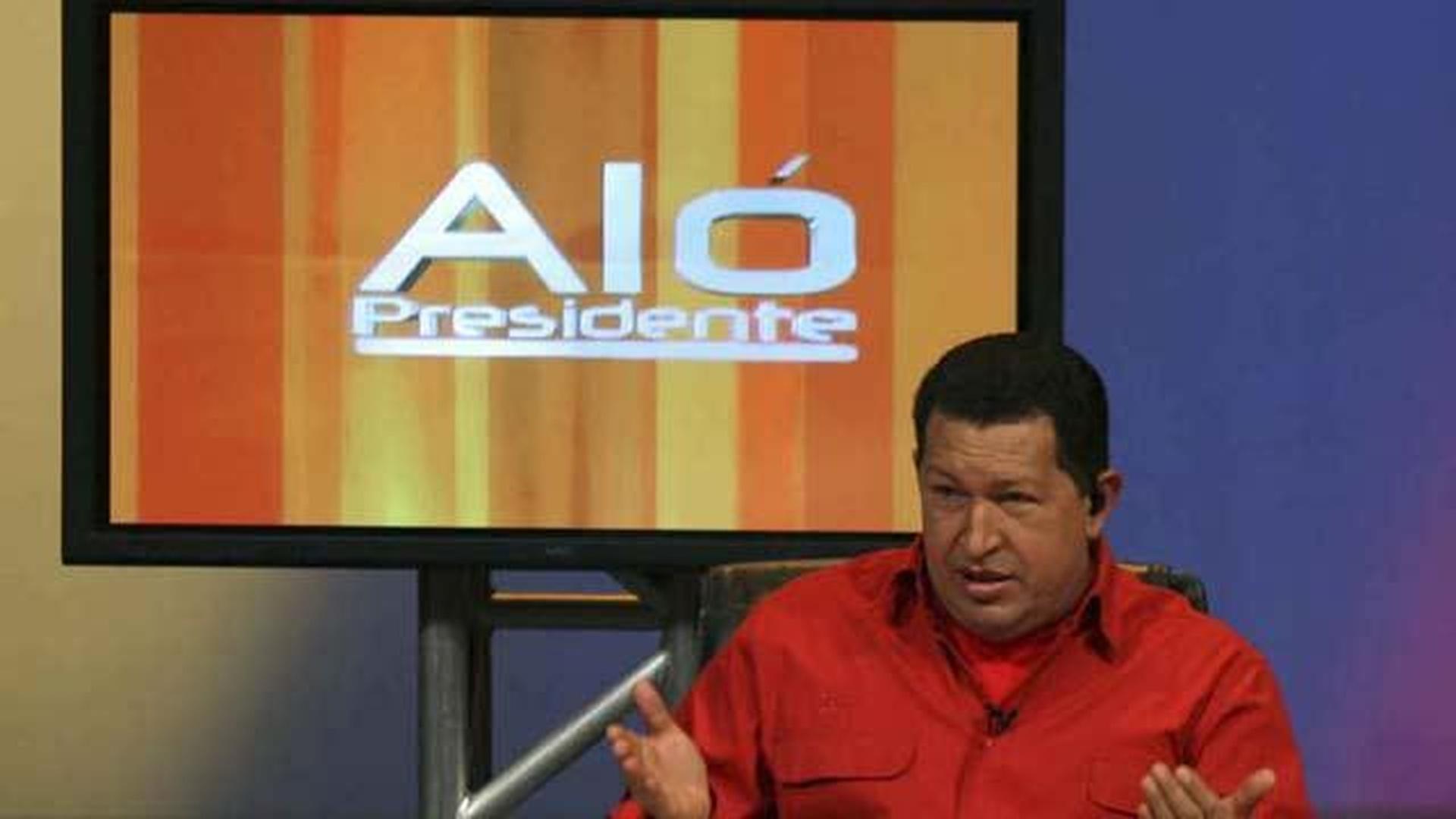 "The Hugo Chavez Show" - Preview | FRONTLINE | THIRTEEN - New York ...