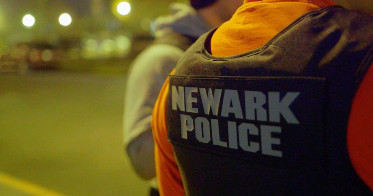 FRONTLINE | "Policing the Police" - Preview | Season 2016 | Episode 10 ...