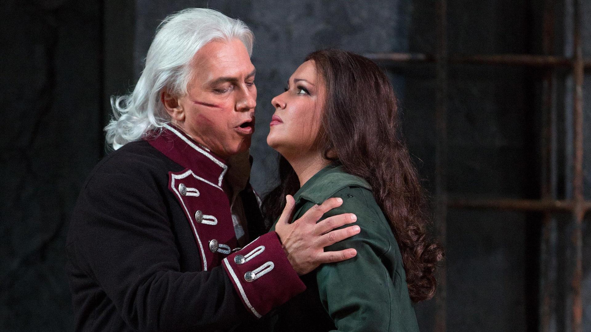Il Trovatore: Anna Netrebko and Dimitri Hvorostovsky Duet | Great ...