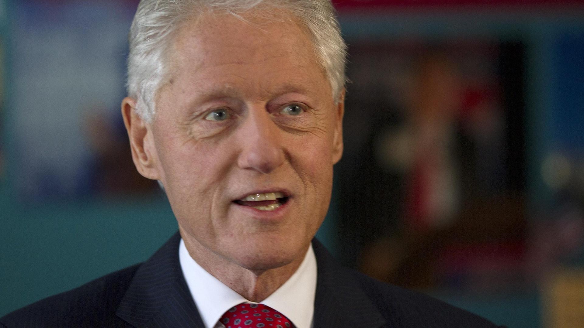 Bill Clinton celebrates 20 years of AmeriCorps | PBS NewsHour ...