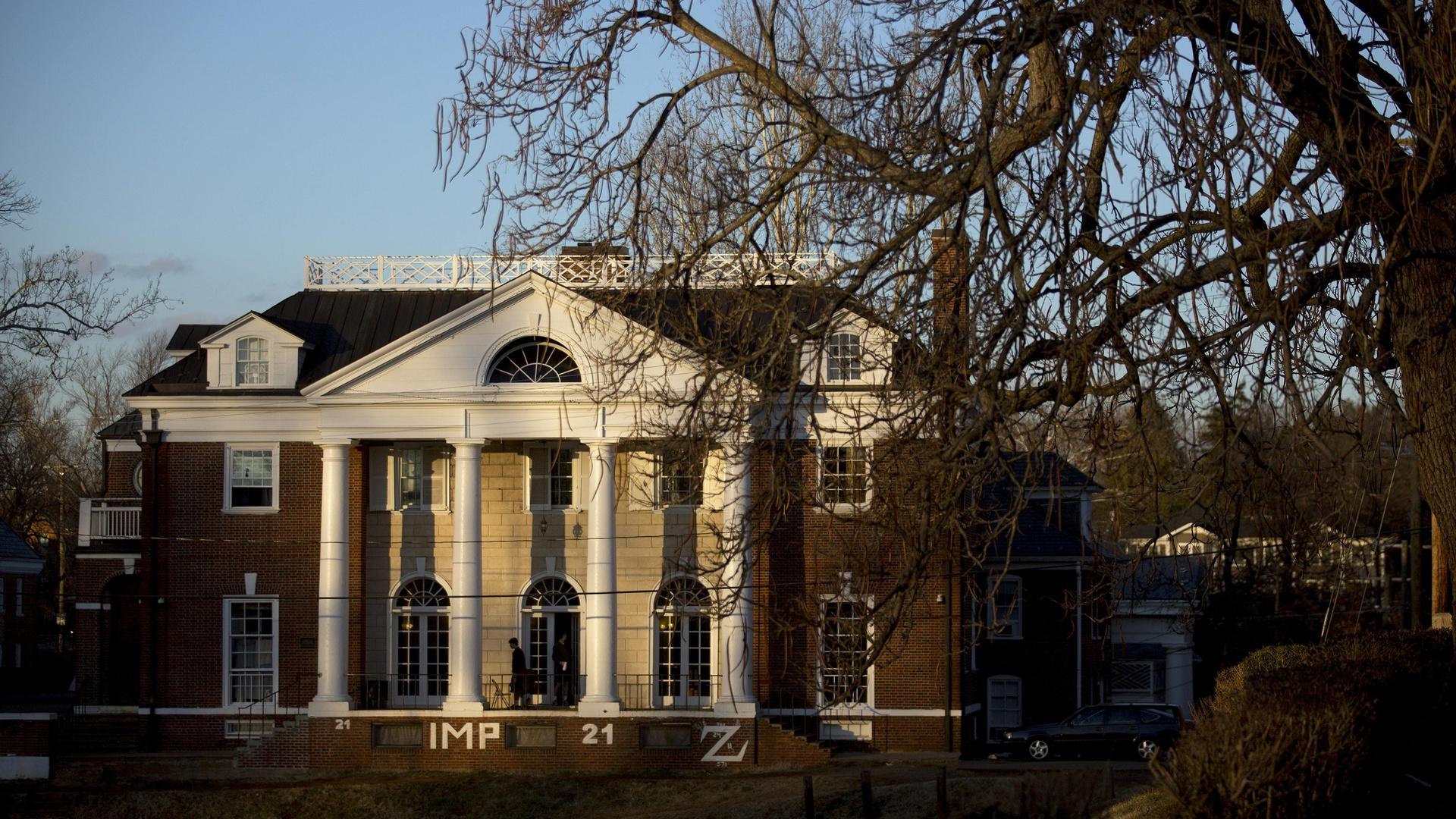 Charlottesville police find no proof of UVA gang rape | PBS NewsHour ...