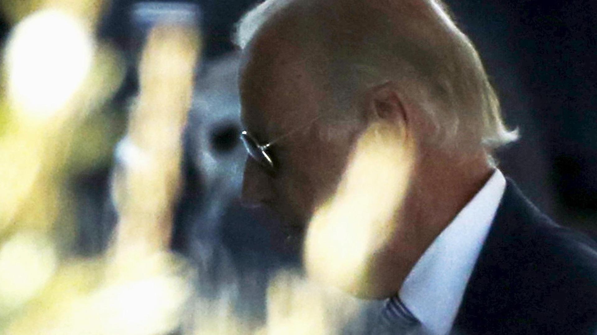 What a Warren campaign endorsement would mean for Biden | PBS NewsHour ...