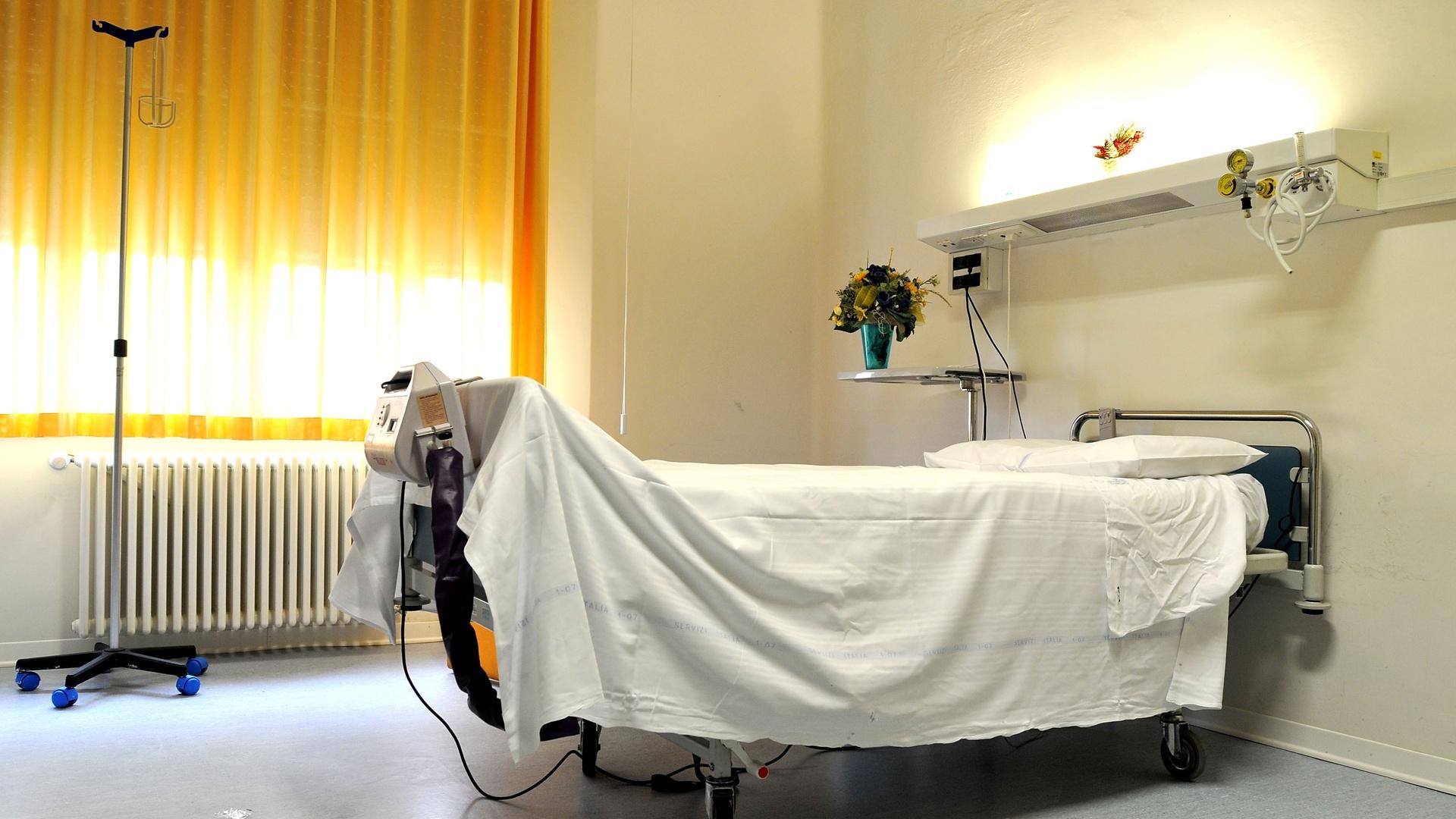 Is fatal medical error a leading cause of death? | PBS NewsHour ...