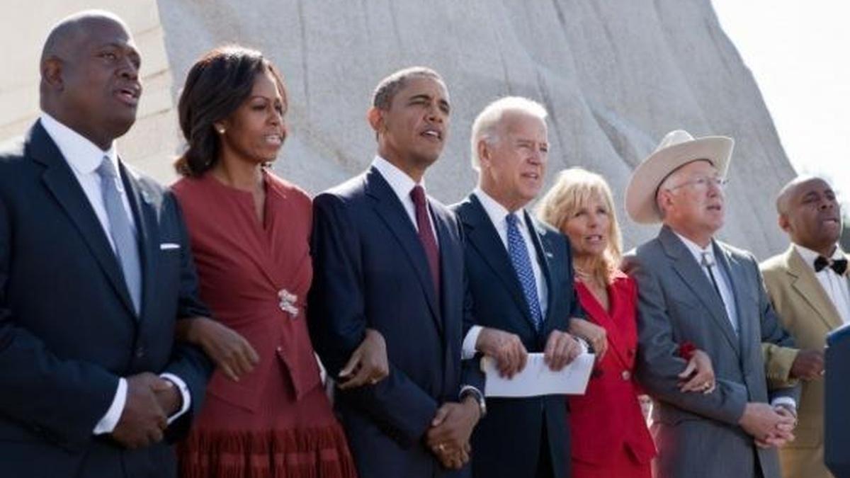 Obama, Civil Rights Leaders Formally Dedicate MLK Memorial | PBS ...