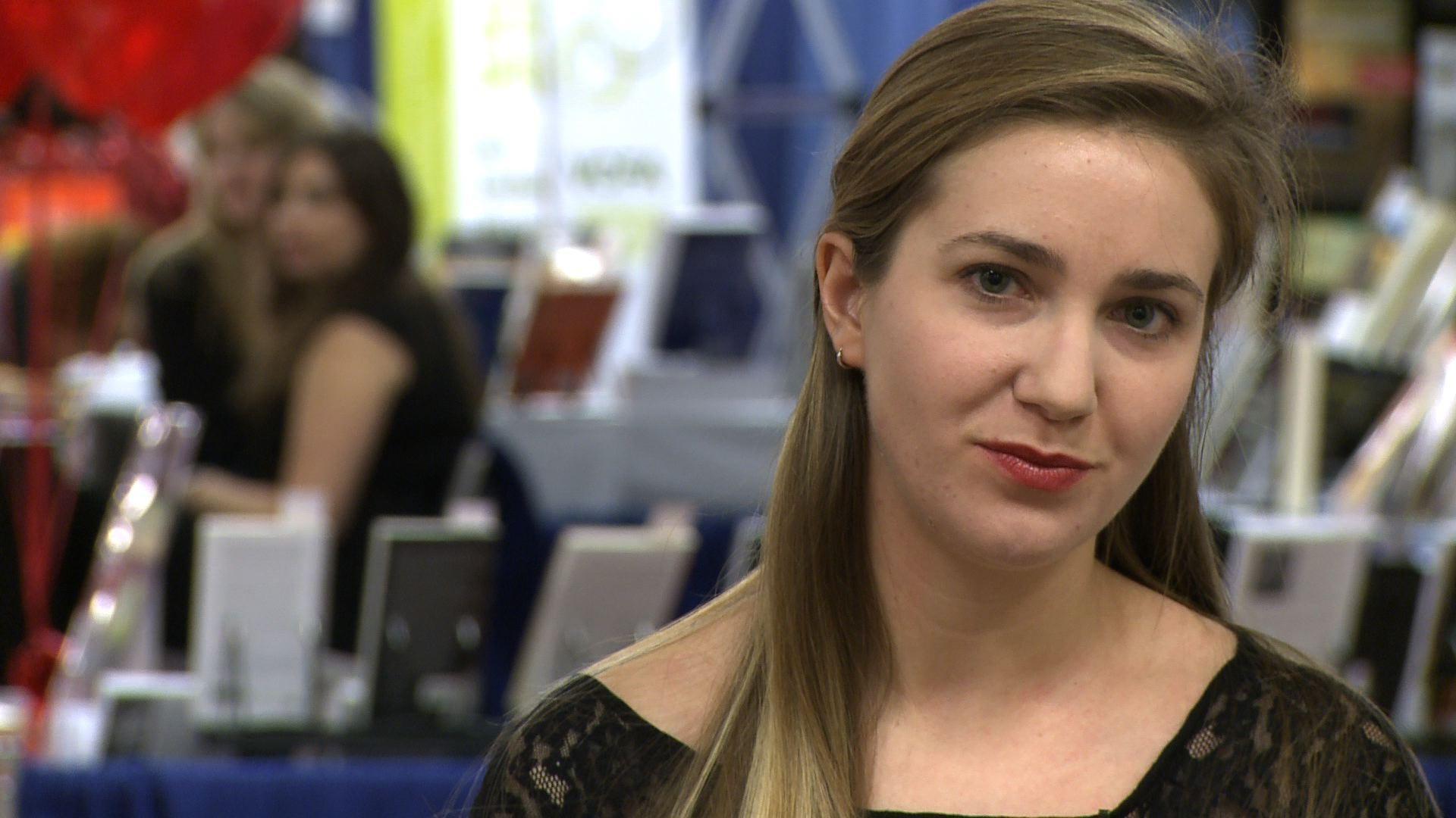 Weekly Poem: 'Love Poem' by Dora Malech | PBS NewsHour | THIRTEEN - New ...