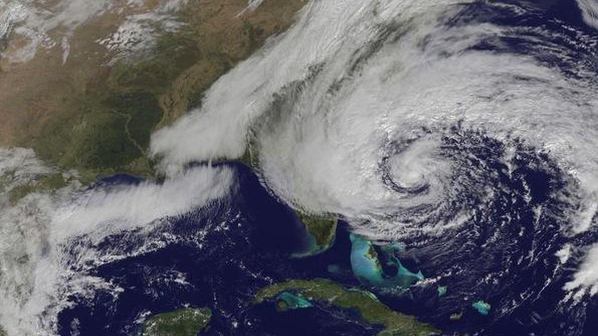 Predicting Hurricane Sandy | PBS NewsHour | THIRTEEN - New York Public ...