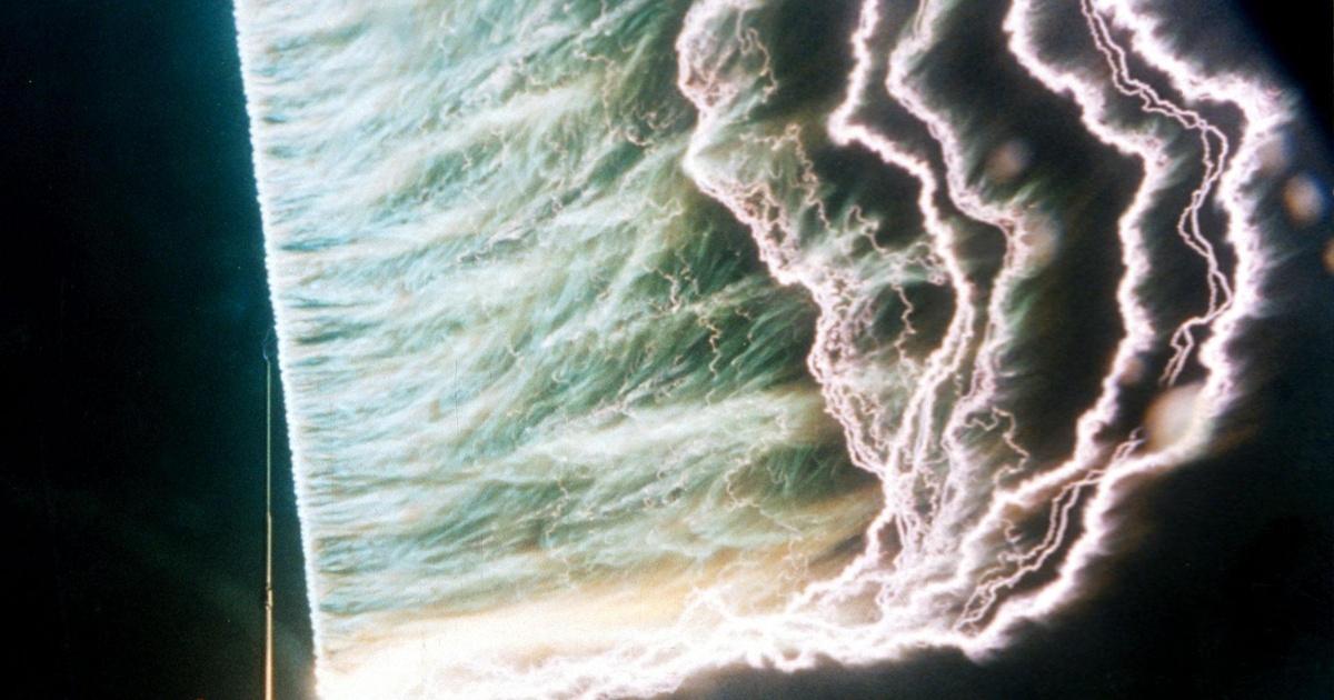 NOVA scienceNOW | Lightning | PBS