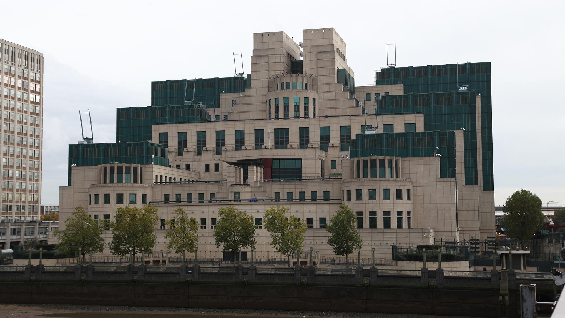 Preview | Secrets of Her Majesty's Secret Service | NJ PBS