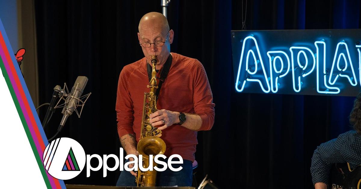 Applause | Jazz musician Bobby Selvaggio | Season 26 | Episode 24 | PBS