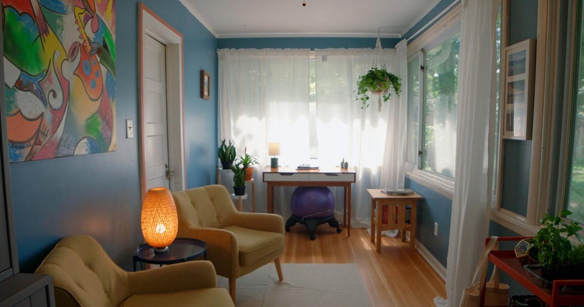 If You Lived Here | A Bungalow with "the most unique bathroom we have ...
