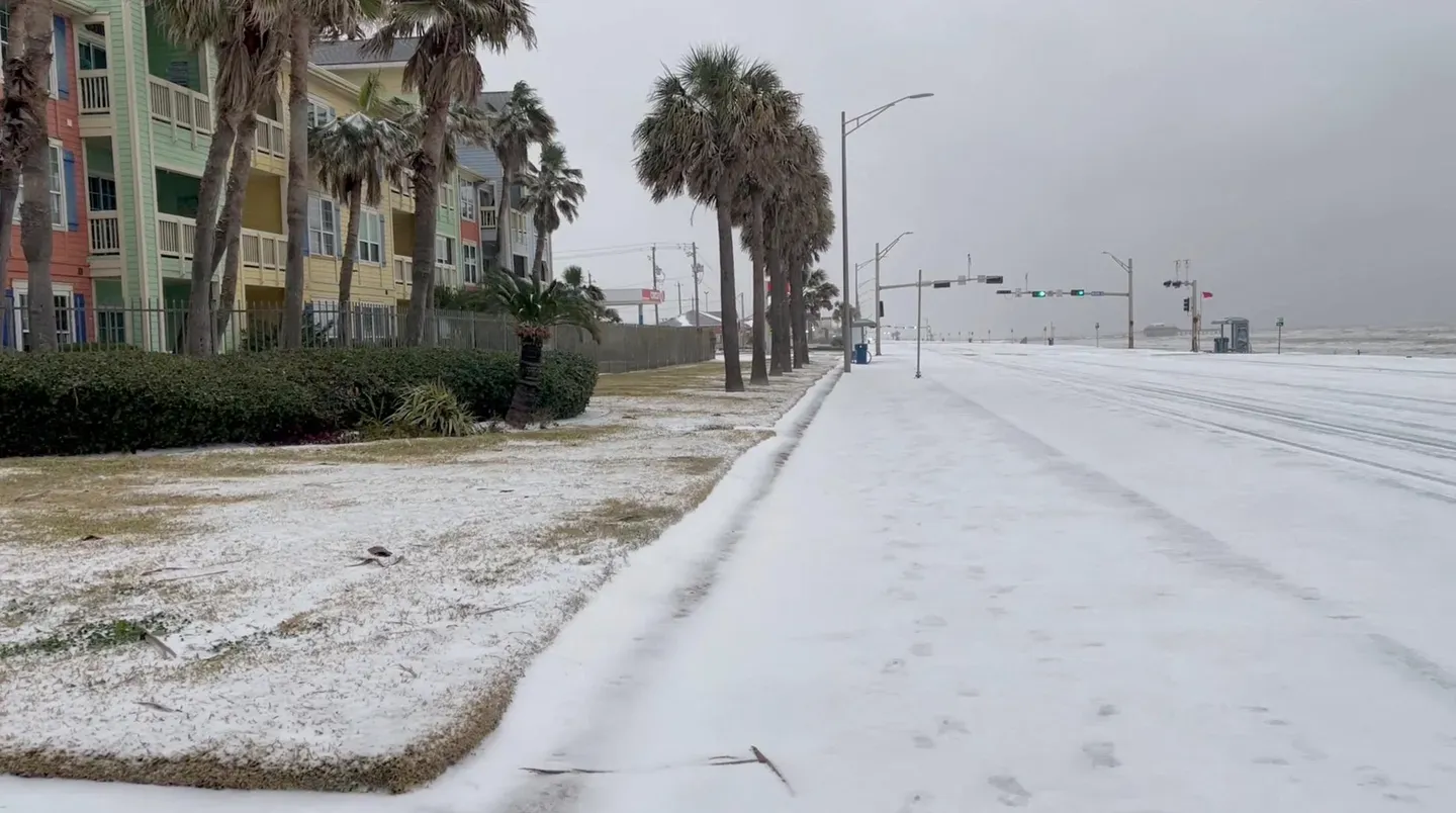 PBS News Hour | News Wrap: Storm brings record-breaking snow to Gulf ...