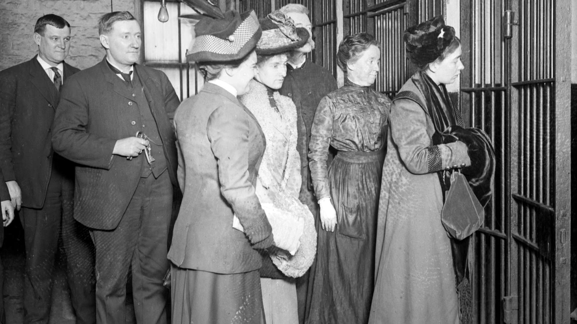 Julia Lathrop Advocates for Juvenile Justice | Chicago Stories ...