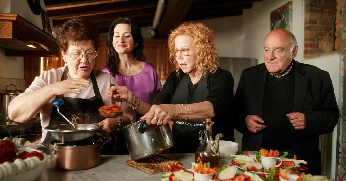 Christina Cooks: Back to the Cutting Board | Sunday Gravy | Season 5 ...