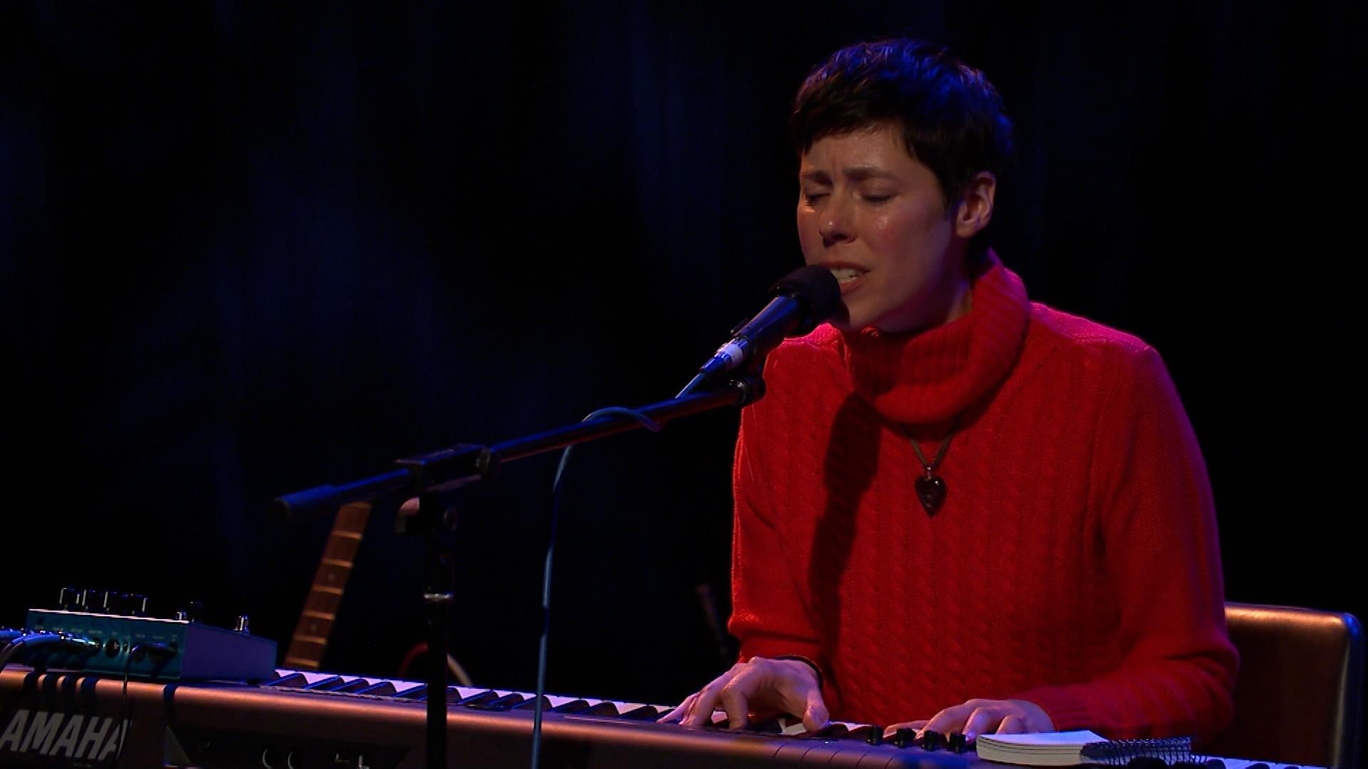 Brenda Fernandes | Homegrown Music Concerts | ALL ARTS