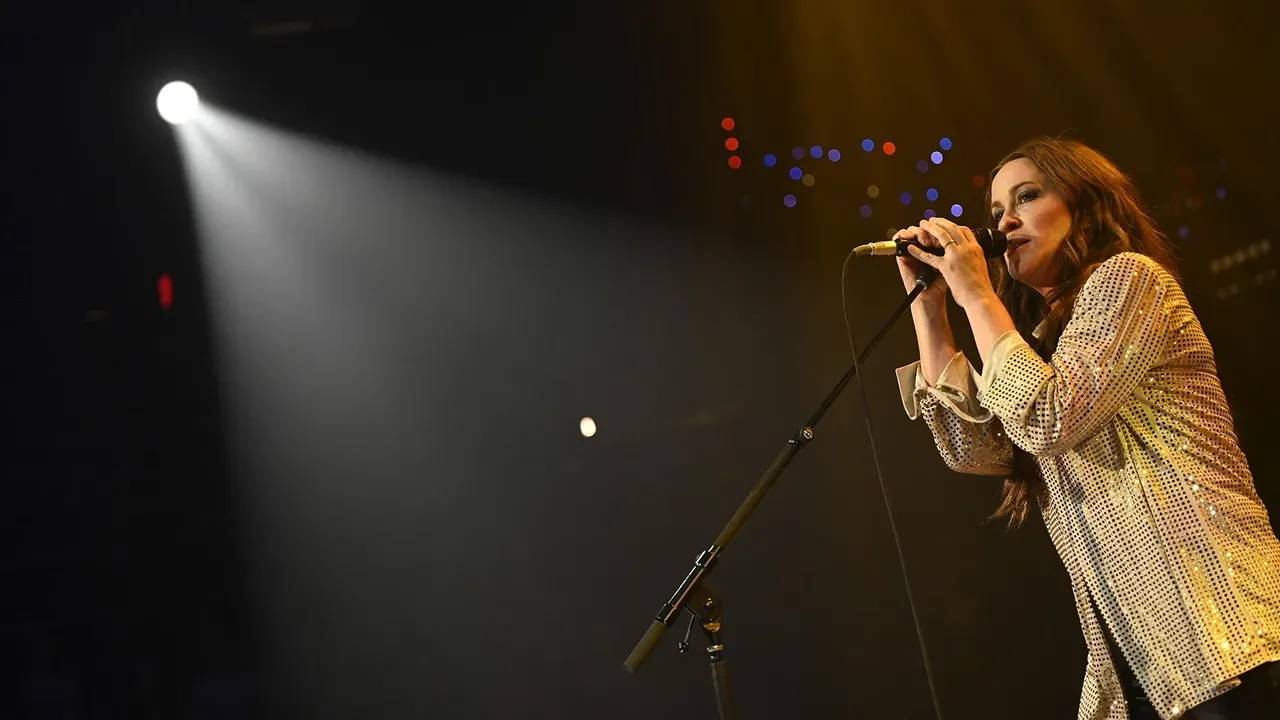 Austin City Limits | Alanis Morissette | Season 49 | Episode 4912 | PBS