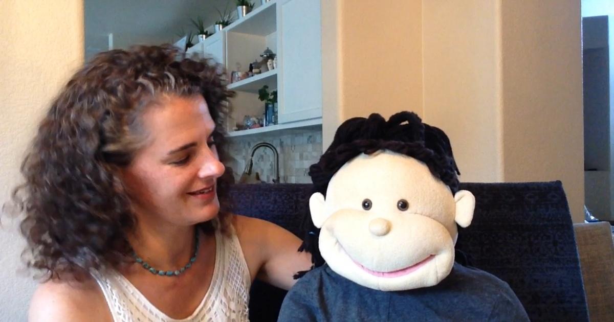 Puppet Friends | Lindsay & Molly: Brave | PBS