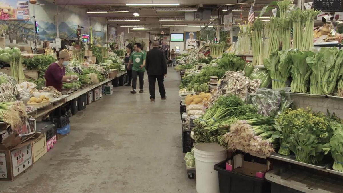 Chef Yia Vang on Hmong Village | Craft in America | THIRTEEN - New York ...