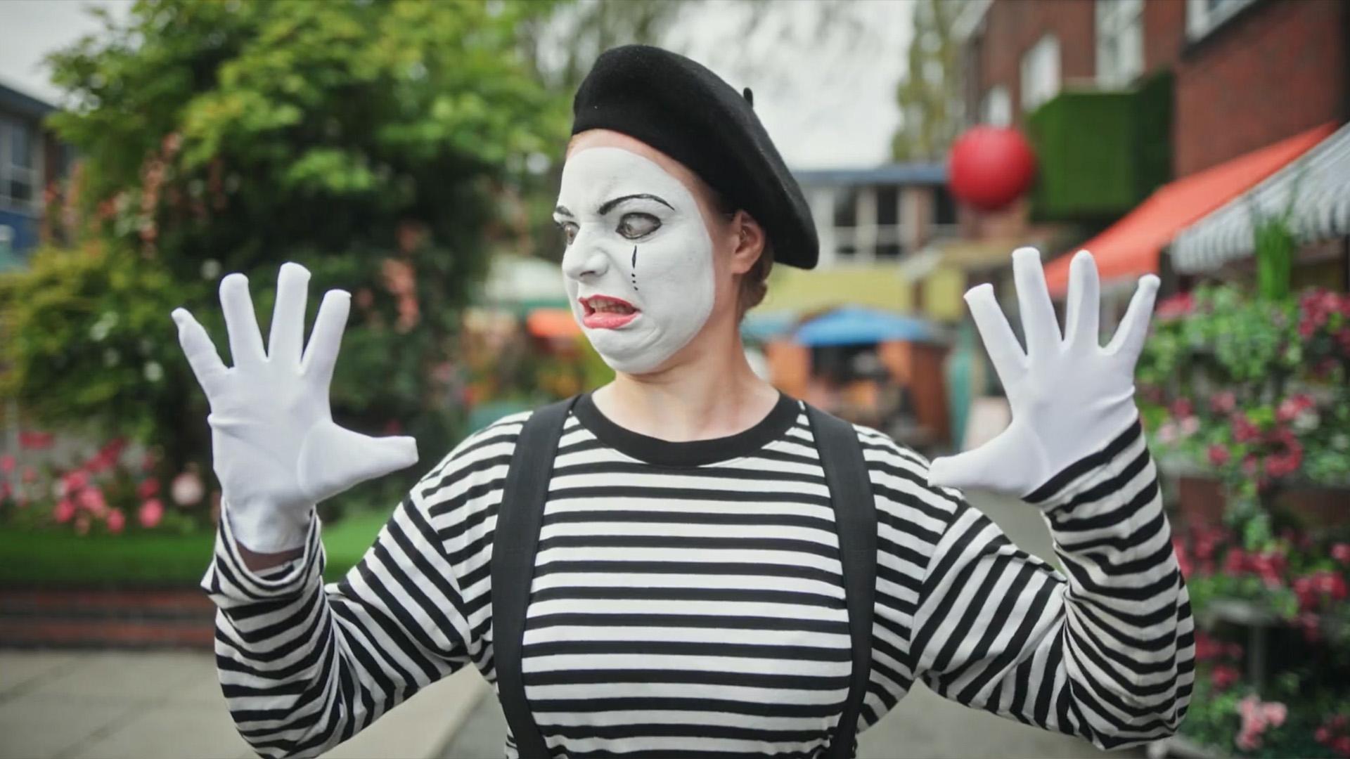 A Mime Case | Watch online at WTTW.com