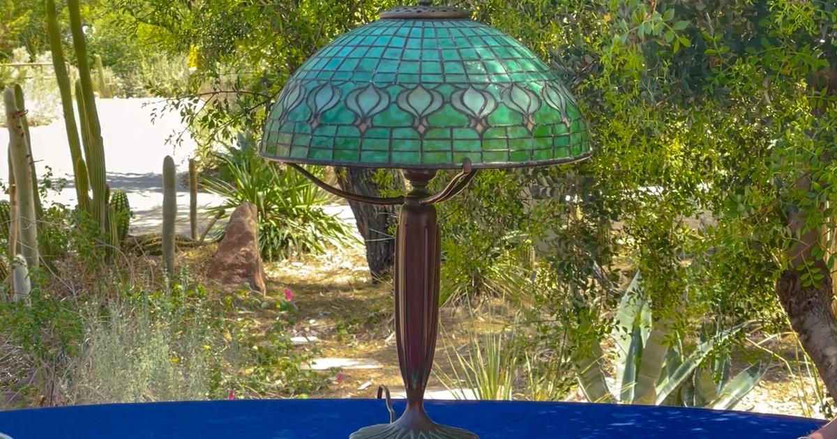 Antiques Roadshow | Appraisal: 1906 Tiffany Studios Pomegranate Table ...
