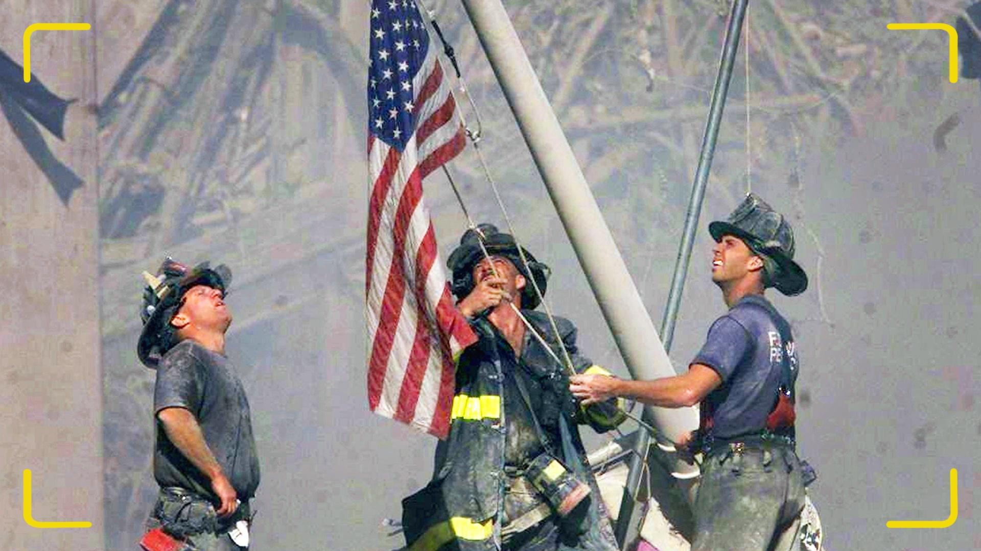 The Real Story Behind This Iconic 9/11 Photo | The Bigger Picture ...