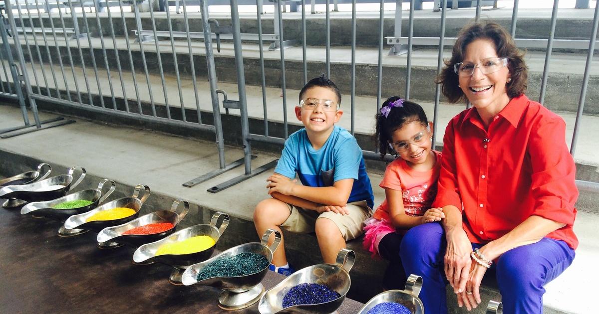 KidVision Pre-K | KidVision Pre-K Glass Art Field Trip | Season 8 ...