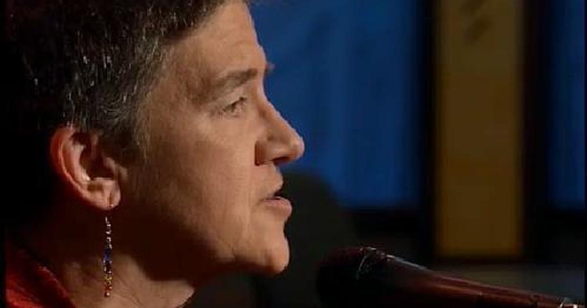 Almanac | Ann Reed Performs in Studio | Season 2010 | Episode 8 | PBS