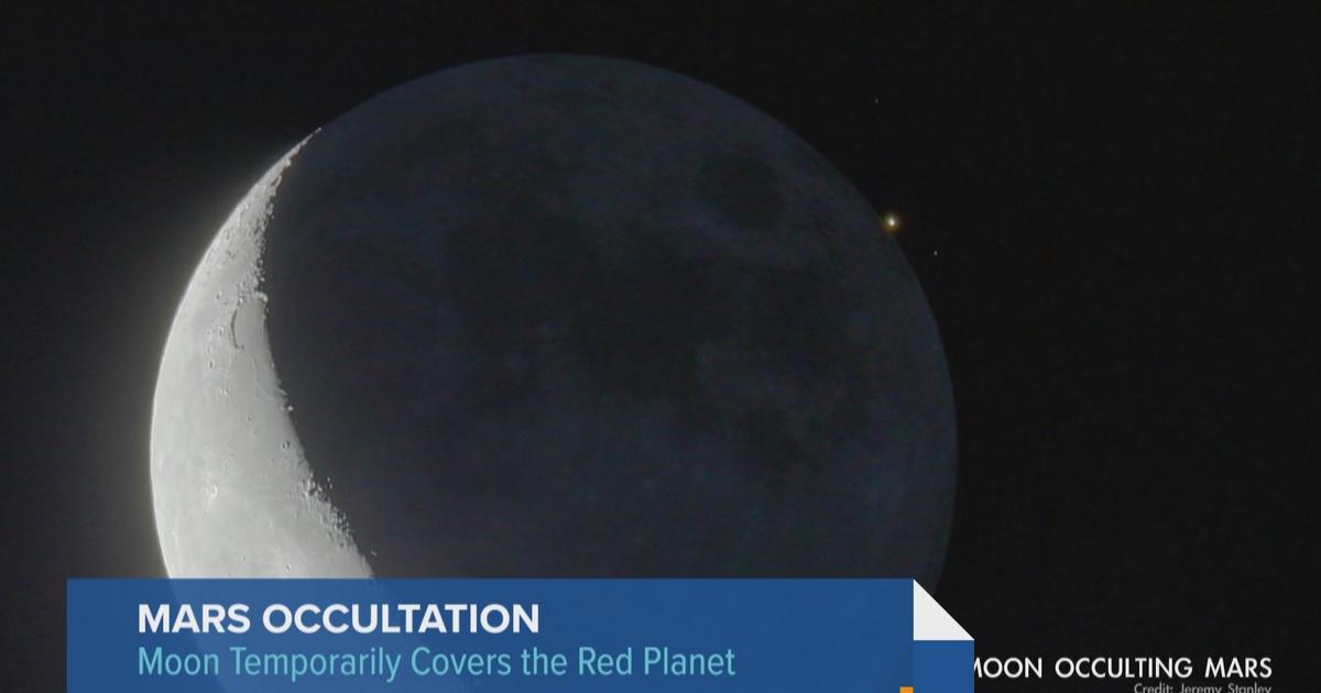 Chicago Tonight | The Moon Is About to Make Mars Disappear for a Night ...