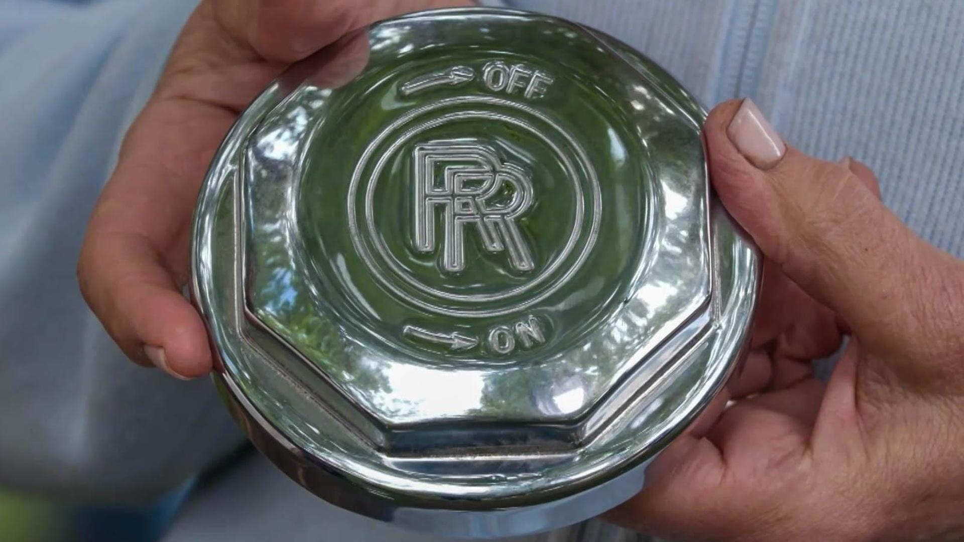 Appraisal: Rolls Royce Wraith Center Caps, ca. 1941 | Antiques Roadshow ...