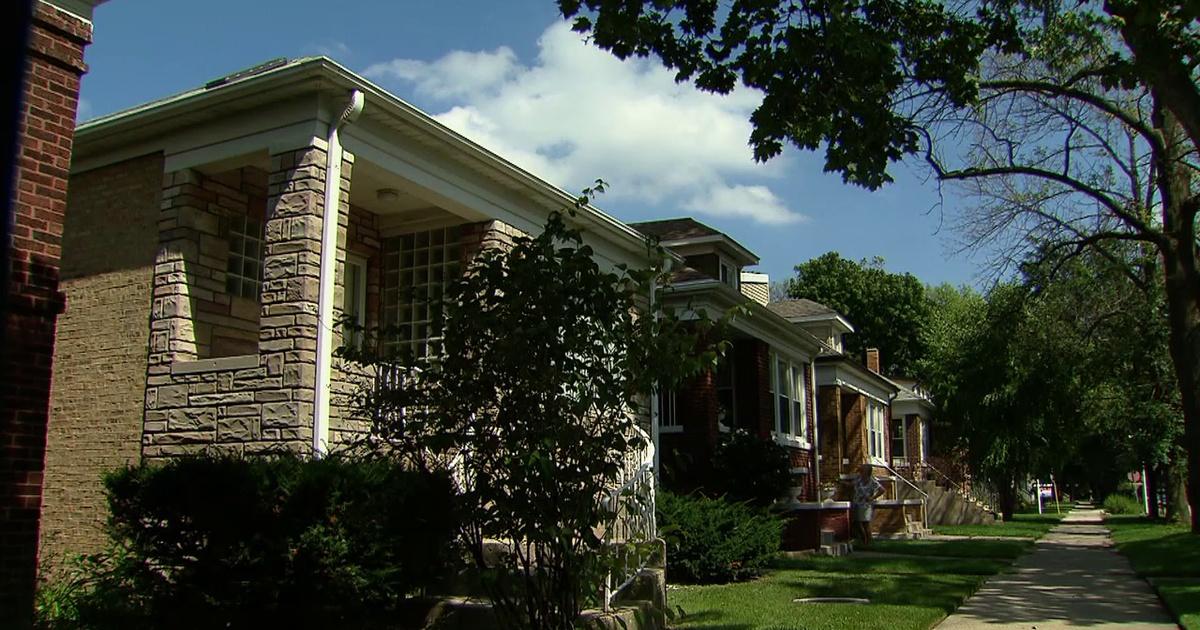 Chicago Tonight | Data Shows Disparities in Delinquent Houses | Season ...