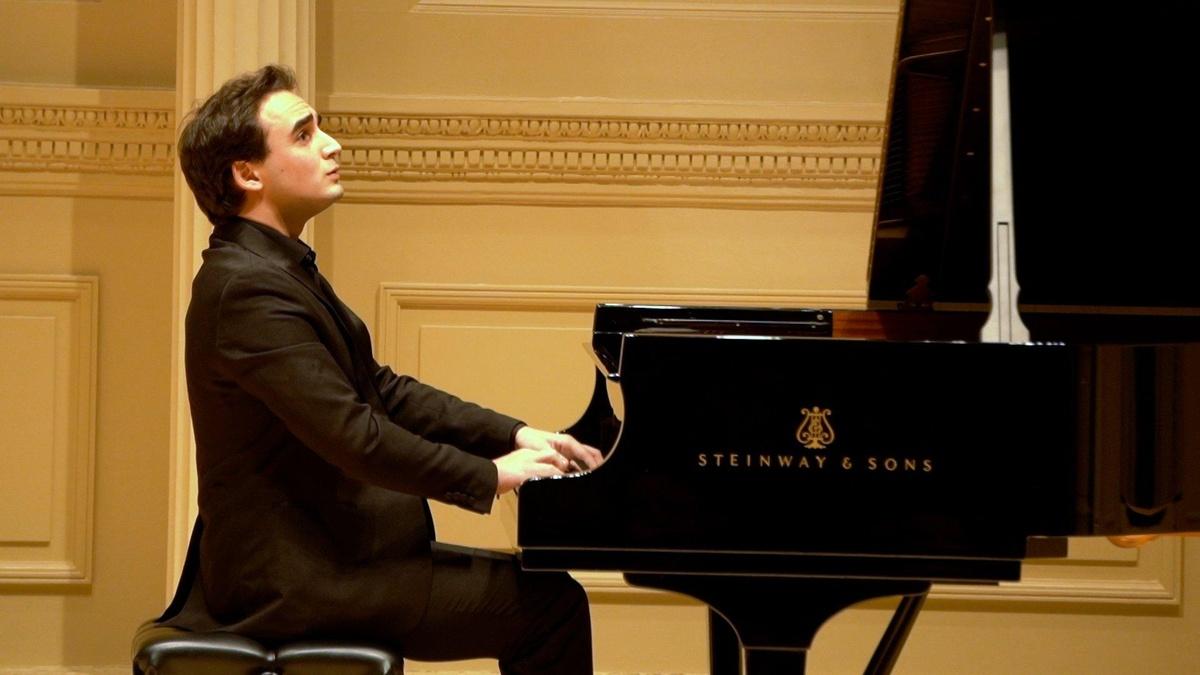 Ukrainian Sensation Illia Ovcharenko at Carnegie Hall | ALL ARTS ...