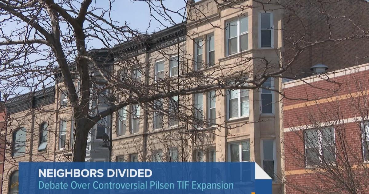 Chicago Tonight: Latino Voices | Pilsen Residents Divided Over TIF ...