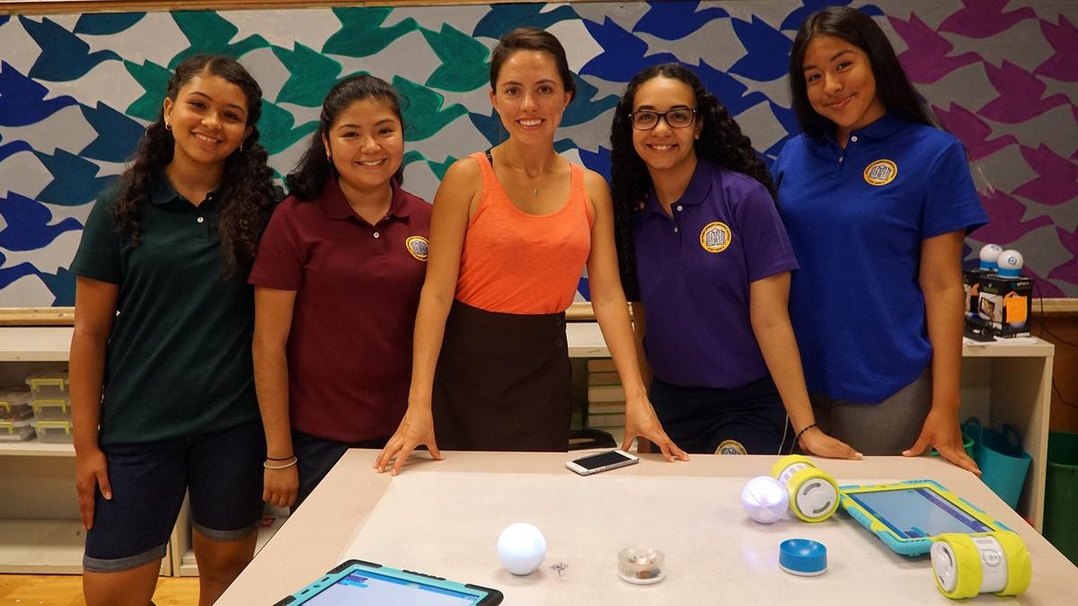 Baile Digital | Digital Dance | SciGirls | THIRTEEN - New York Public Media