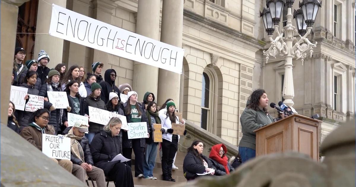 PBS News Hour | In 'Run, Hide, Fight,' students report on gun violence ...