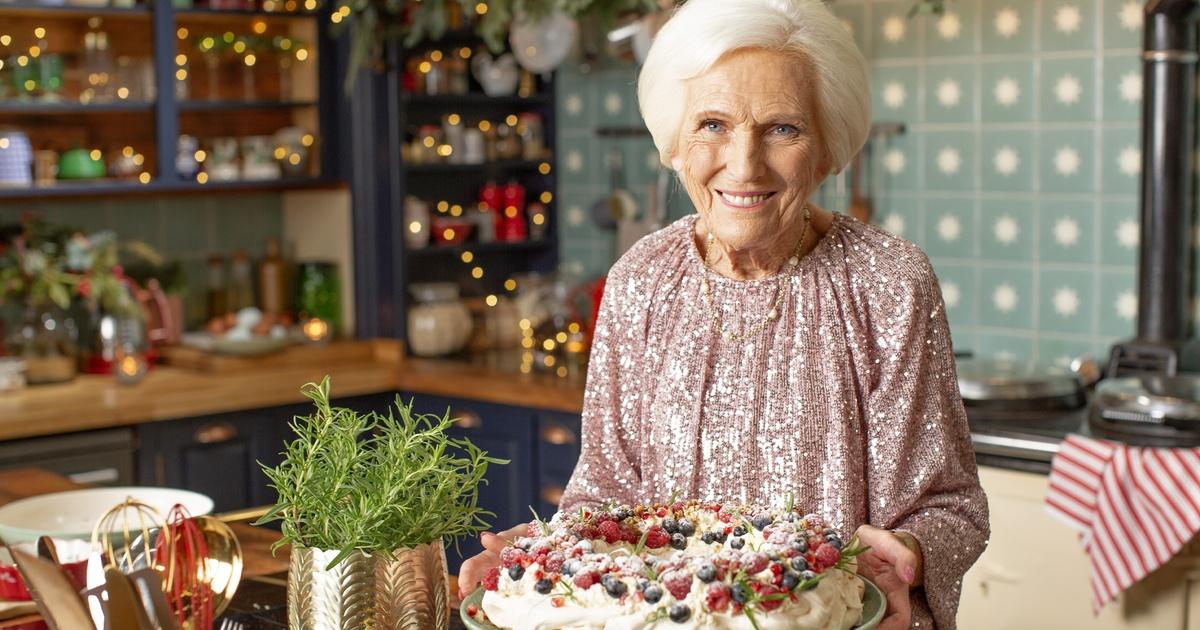 Mary Berry's Highland Christmas | Official Preview | KERA