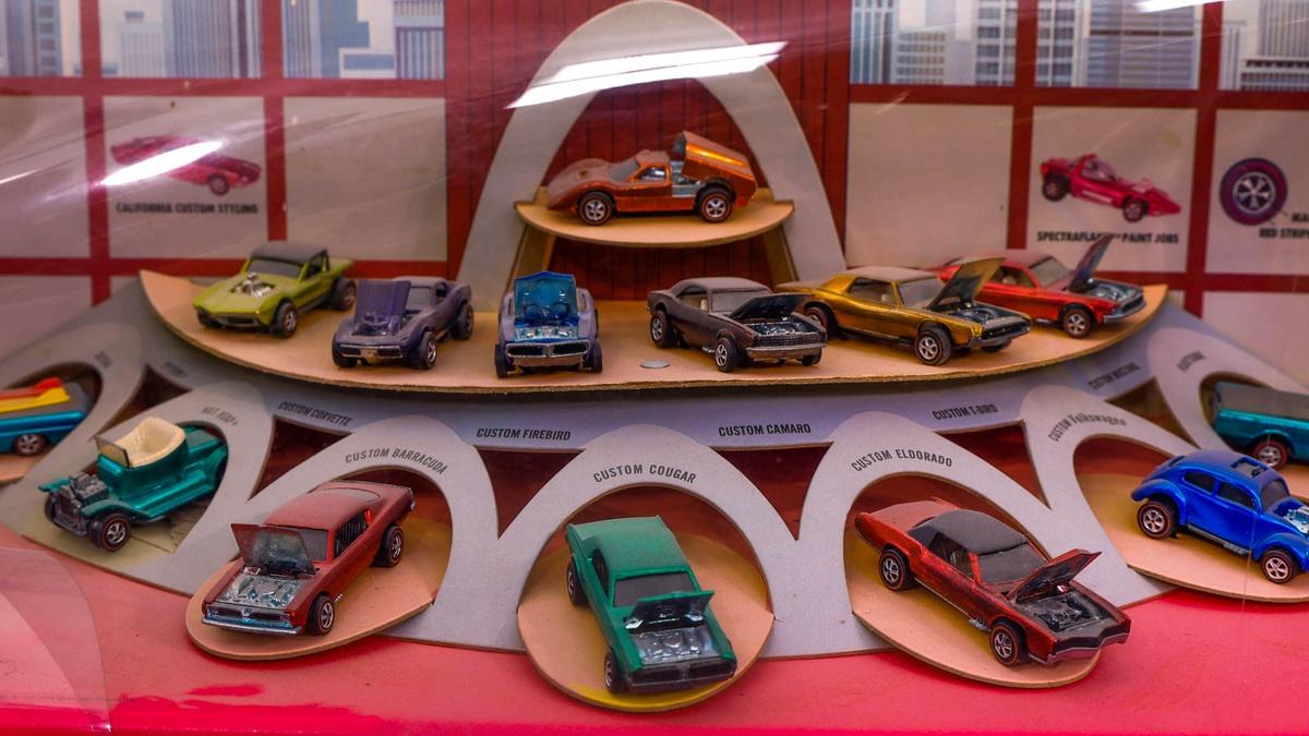Appraisal: 1968-1970 Mattel Hot Wheels Store Displays | Antiques ...