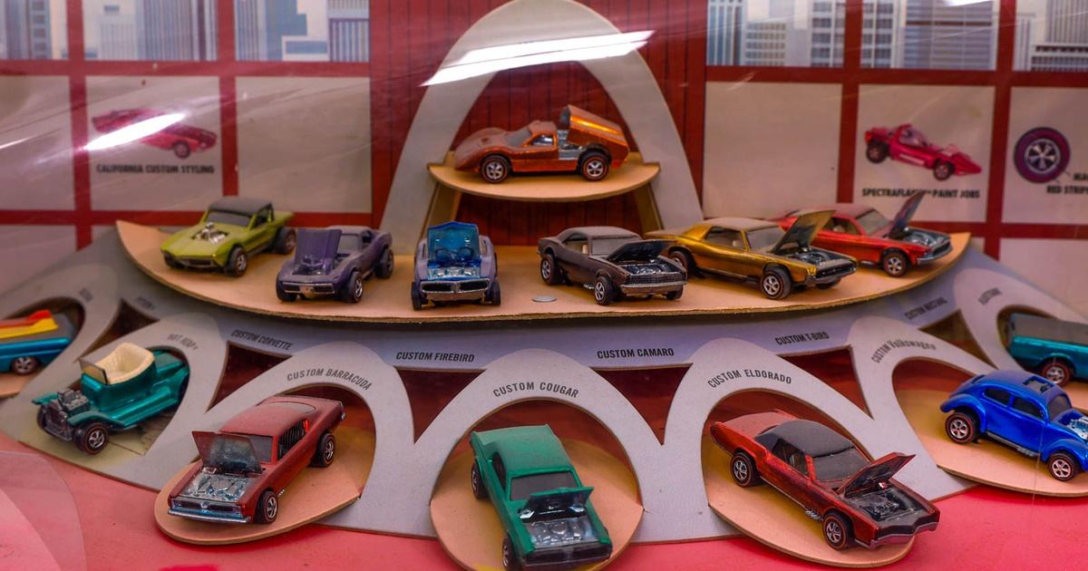 Antiques Roadshow | Appraisal: 1968-1970 Mattel Hot Wheels Store ...
